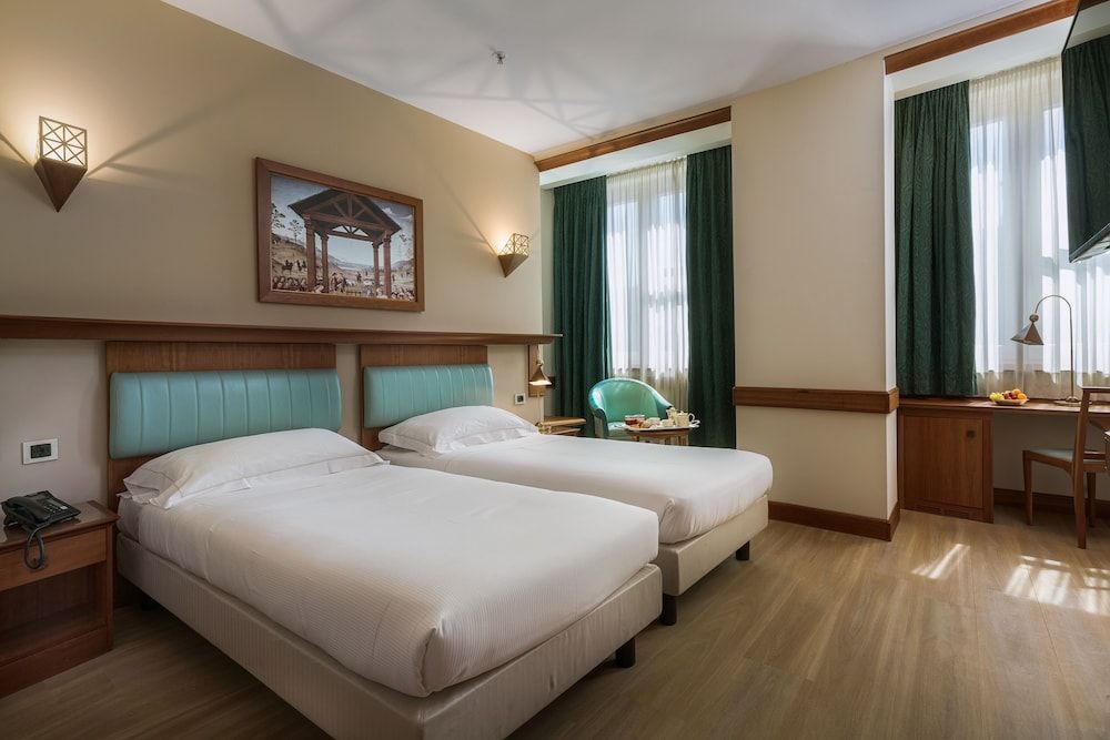 Sangallo Palace Hotel i Perugia | Se priser her!