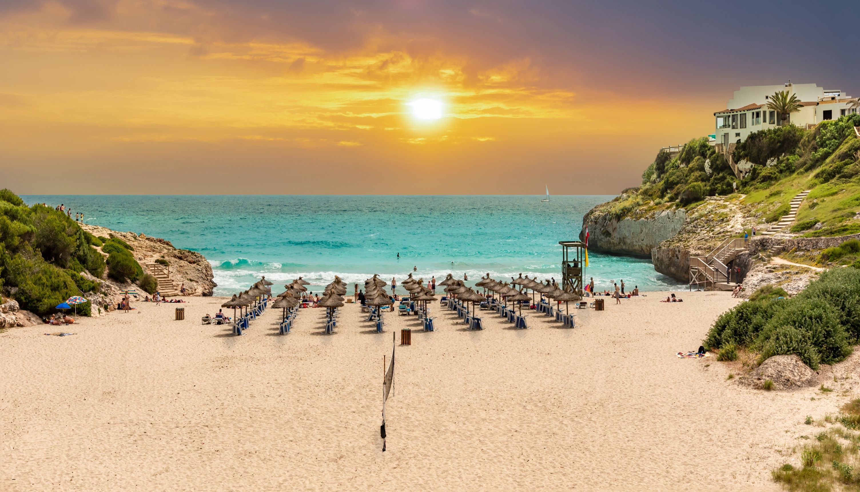 Rejser til Calas de Mallorca - en stille og rolig atmosfære med lange ...